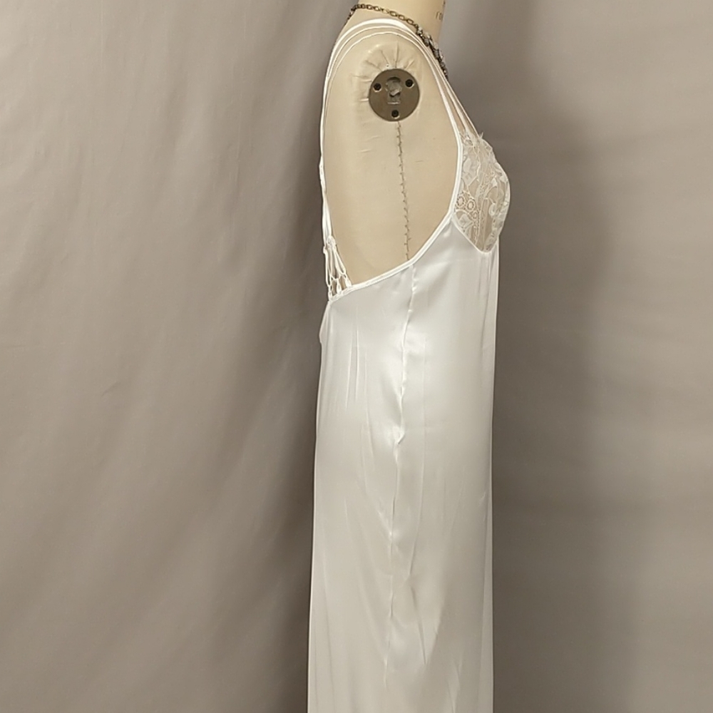Sexy White Negligie Lace & Satin Nightgown Long Lg - Gem